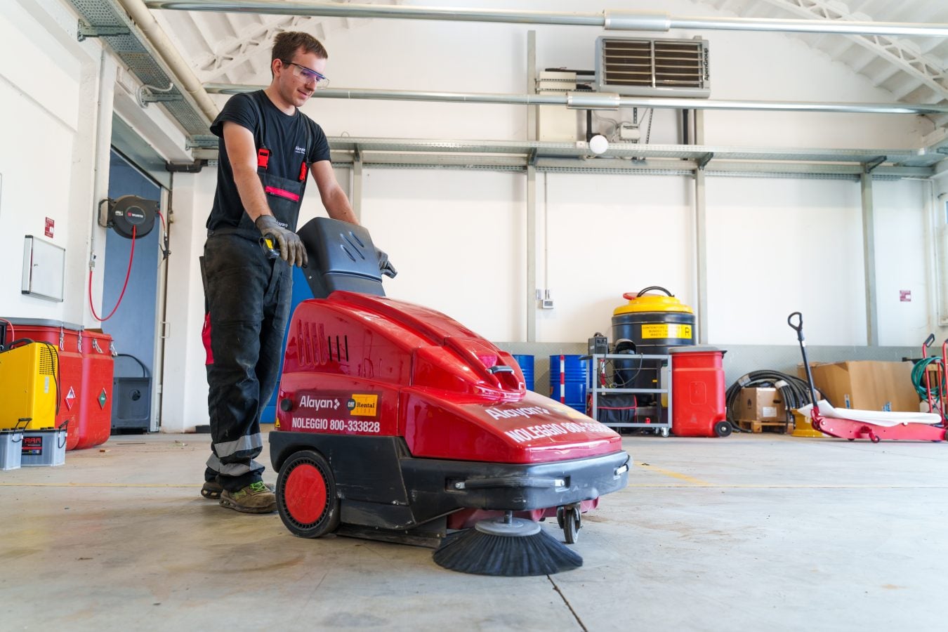 Renovation Machinery Rental: Professional Site Guide • Alayan